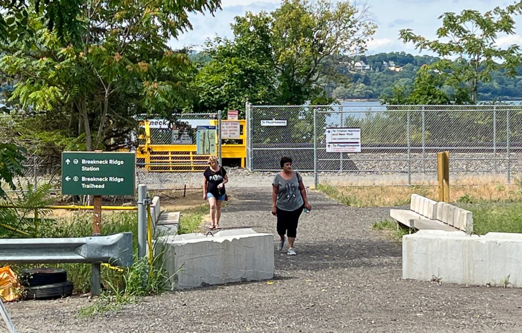 Breakneck Ridge - Hudson Highlands State Park Preserve - Take a Hike!
