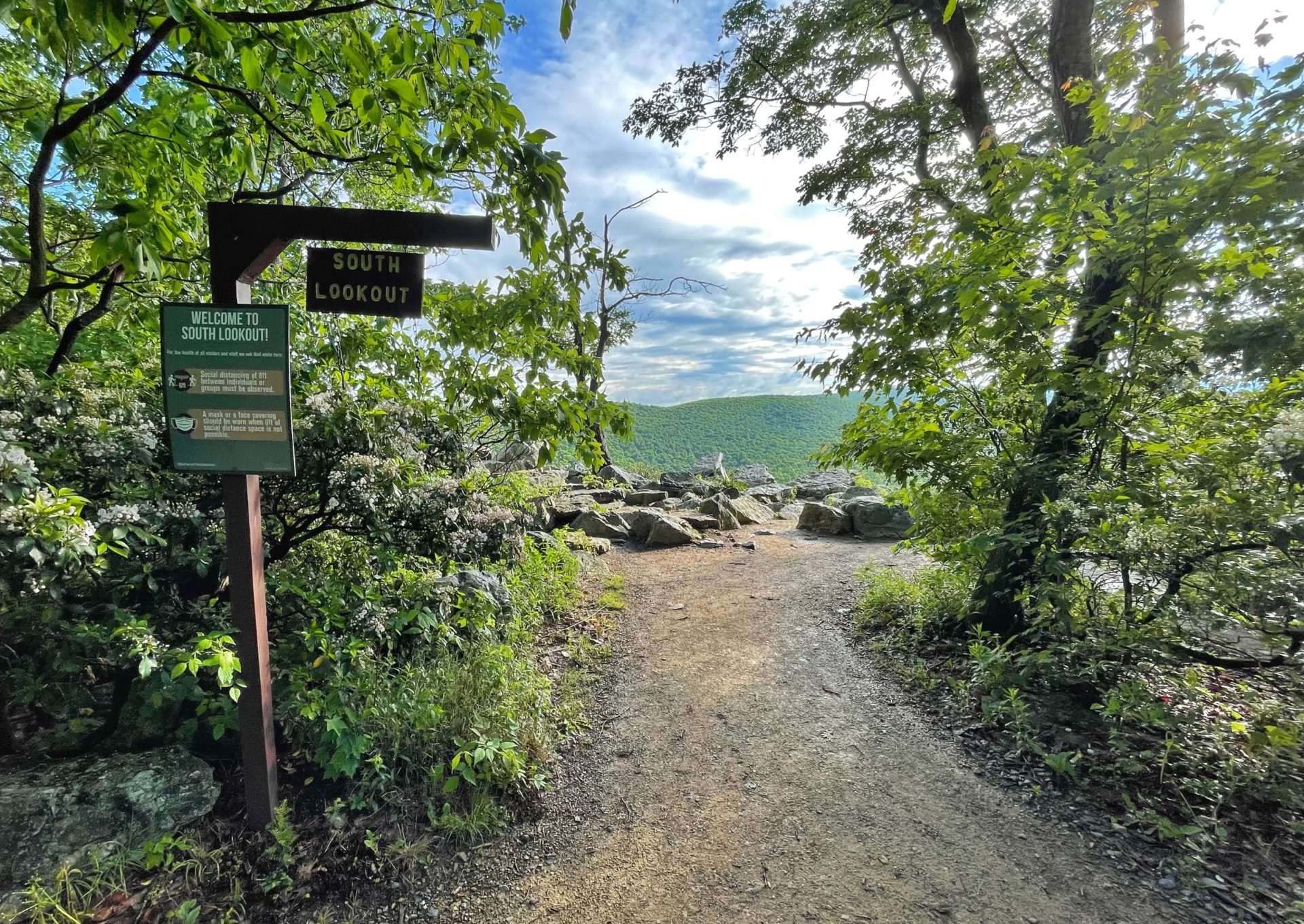 Hawk Mountain Loop | Take a Hike!